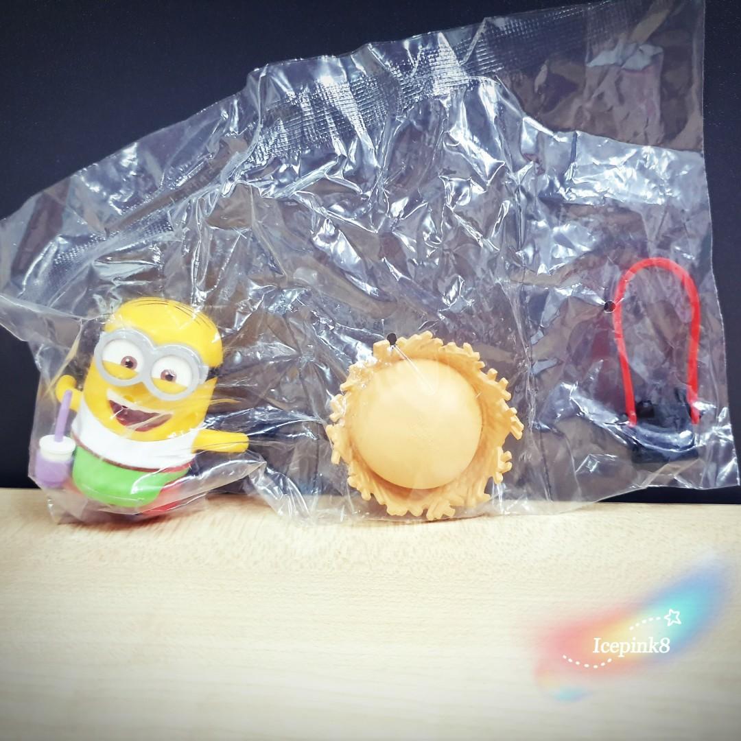 (Official) Despicable Me 3 X Niko, Minion Miniature Figure (Tourist ...