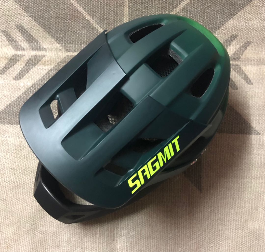 SAGMIT Full Face Helmet, Sports Equipment, Bicycles & Parts, Bicycles ...