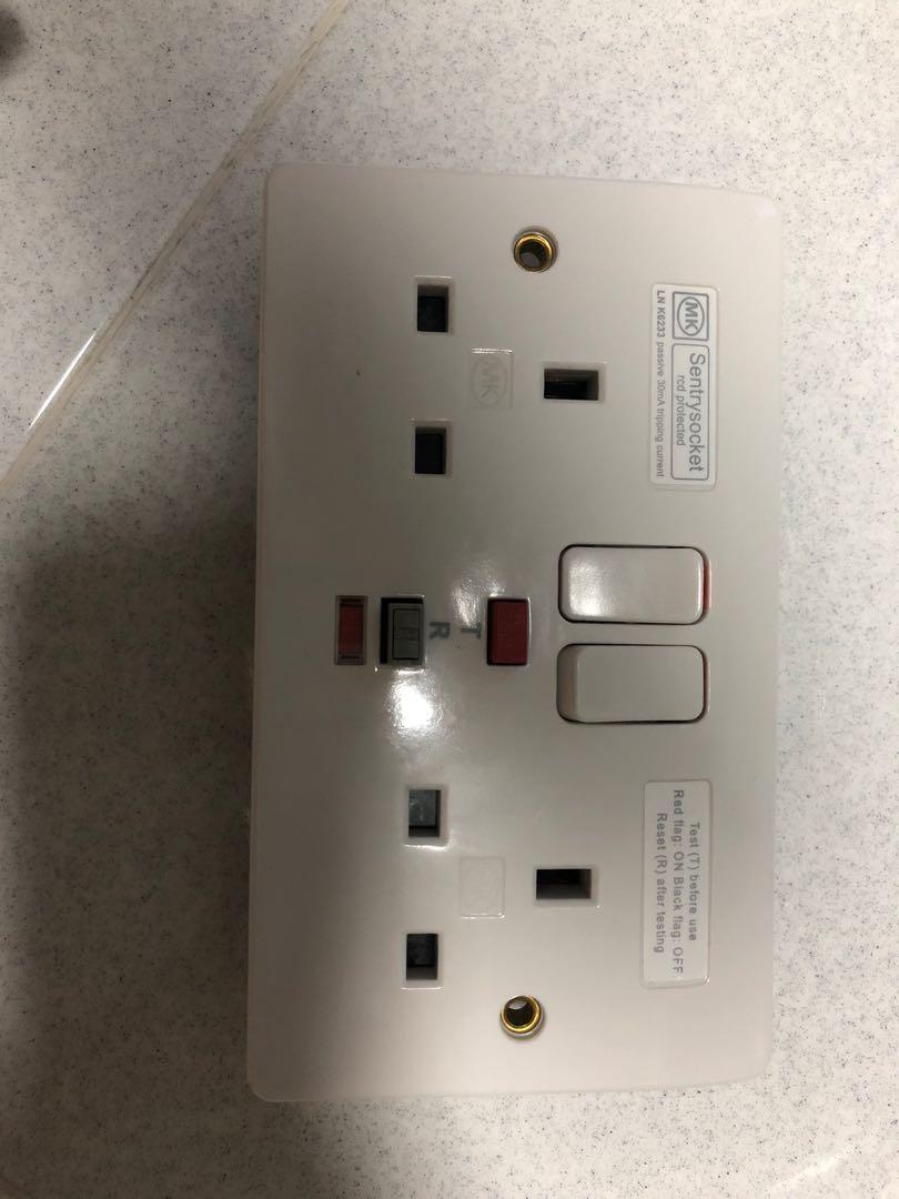 ABB RCD Switched Socket Outlet 2 Gang, TV & Home Appliances, Electrical ...