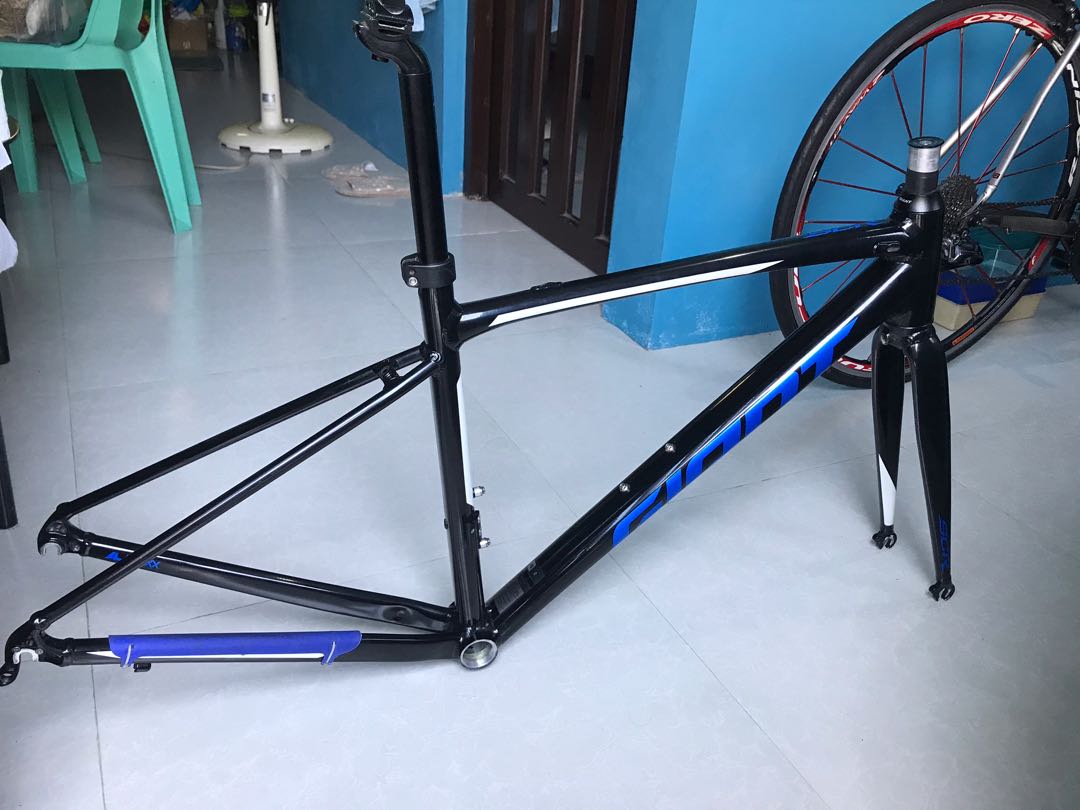 GIANT SCR FRAME SET, Sports Equipment, Bicycles & Parts, Bicycles on ...