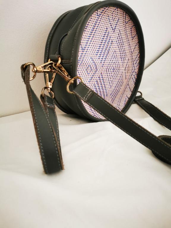 halohalo bilog crossbody, Women's Fashion, Bags & Wallets, Cross-body ...