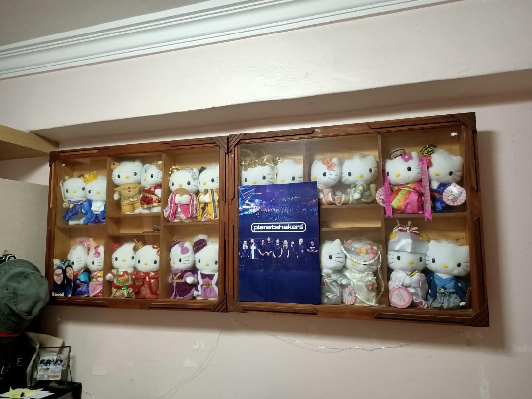 Hello ketty collection 2000, Hobbies & Toys, Stationery & Craft, Art ...