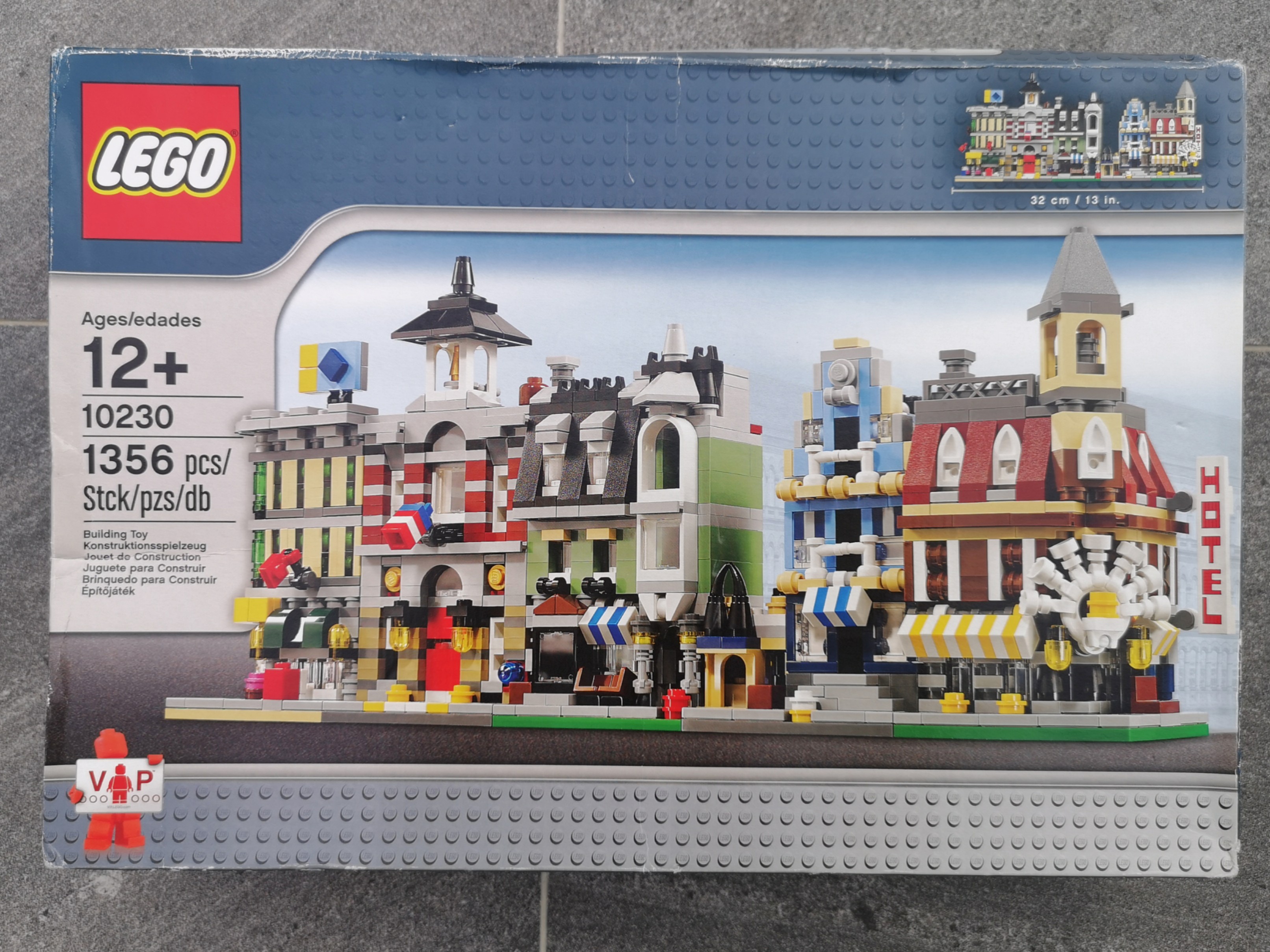 Lego 10230 mini modular, Hobbies & Toys, Toys & Games on Carousell
