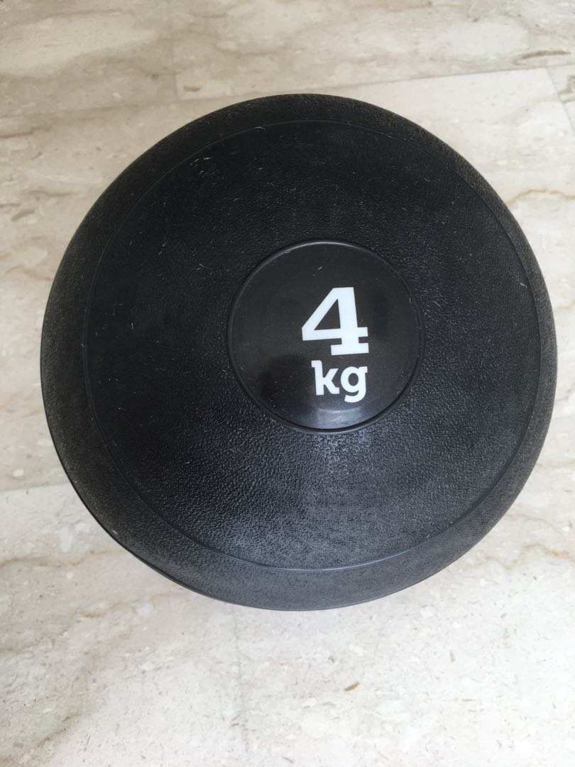 Medicine ball 4kg, Sports Equipment, Exercise & Fitness, Weights ...
