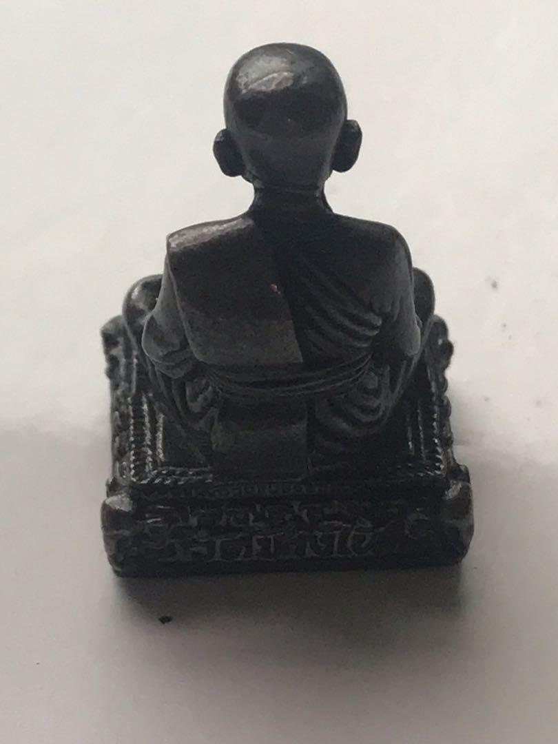 Mini lp thuad statue, Hobbies & Toys, Memorabilia & Collectibles ...