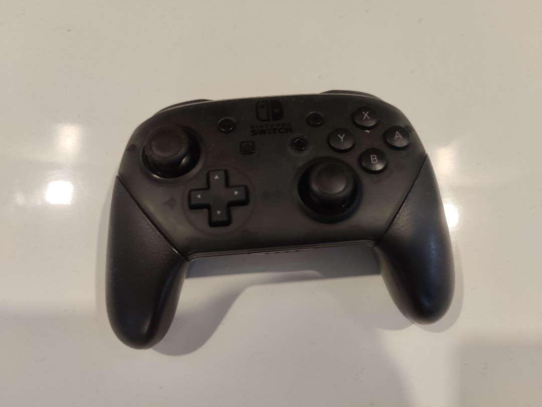 Nintendo Switch Pro Controller Original, Video Gaming, Gaming ...