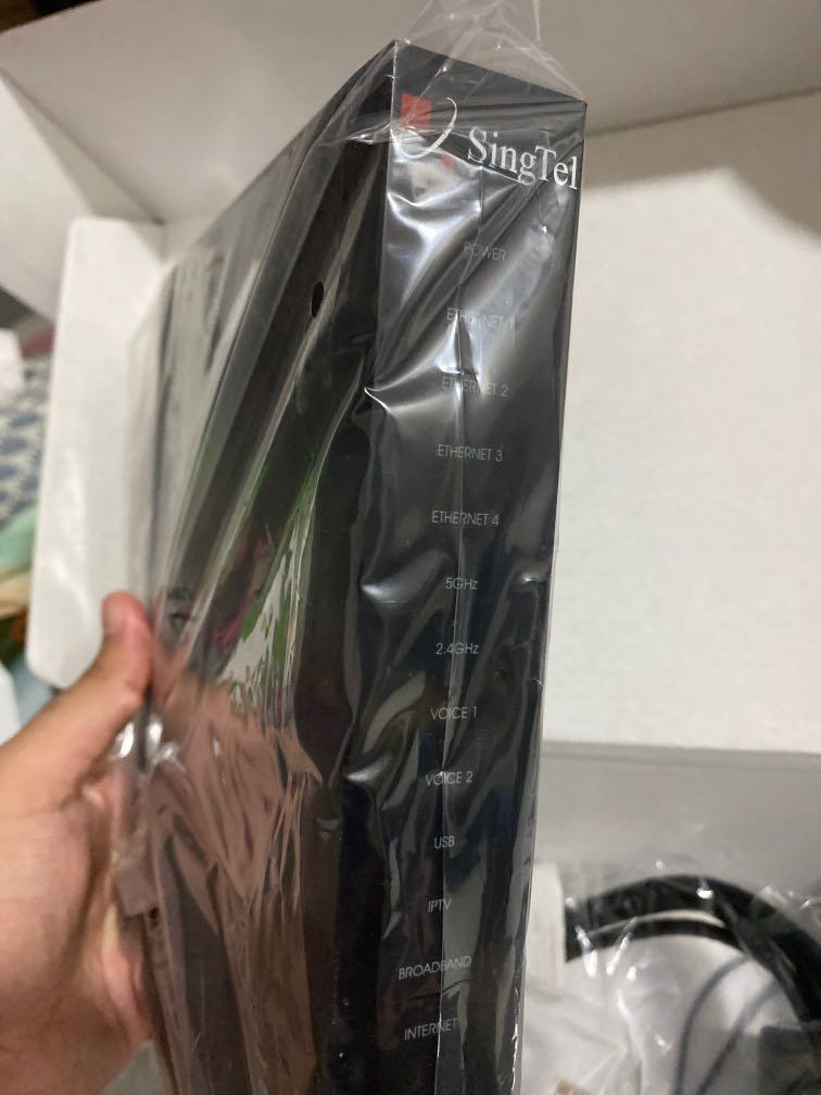 Singtel router, Computers & Tech, Office & Business Technology on Carousell