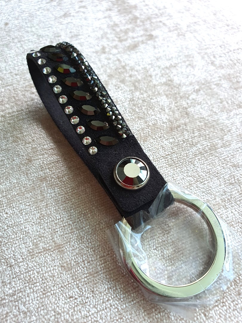 Swarovski crystal key ring, Women's Fashion, Watches & Accessories ...