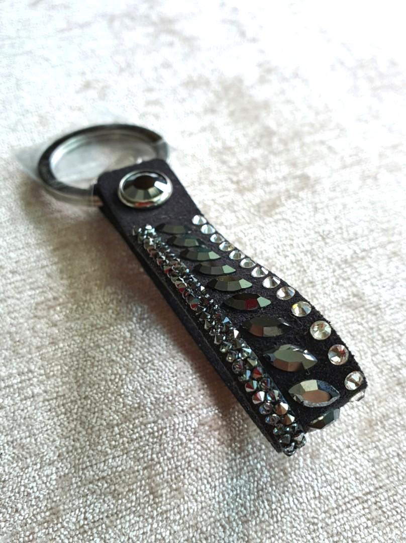 Swarovski crystal key ring, Women's Fashion, Watches & Accessories ...