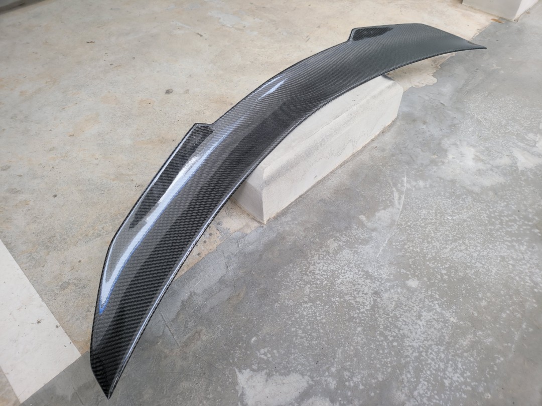 W204 PSM real Carbon Spoiler, Car Accessories, Accessories on Carousell