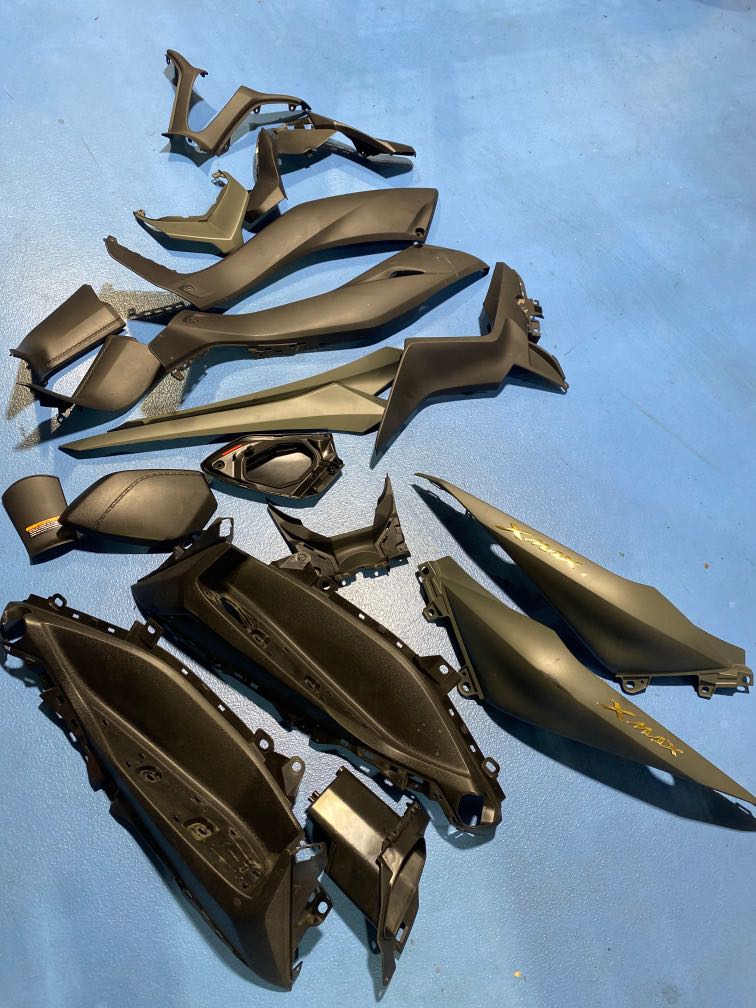 Yamaha Xmax 300 Coverset, Motorcycles, Motorcycle Accessories on Carousell
