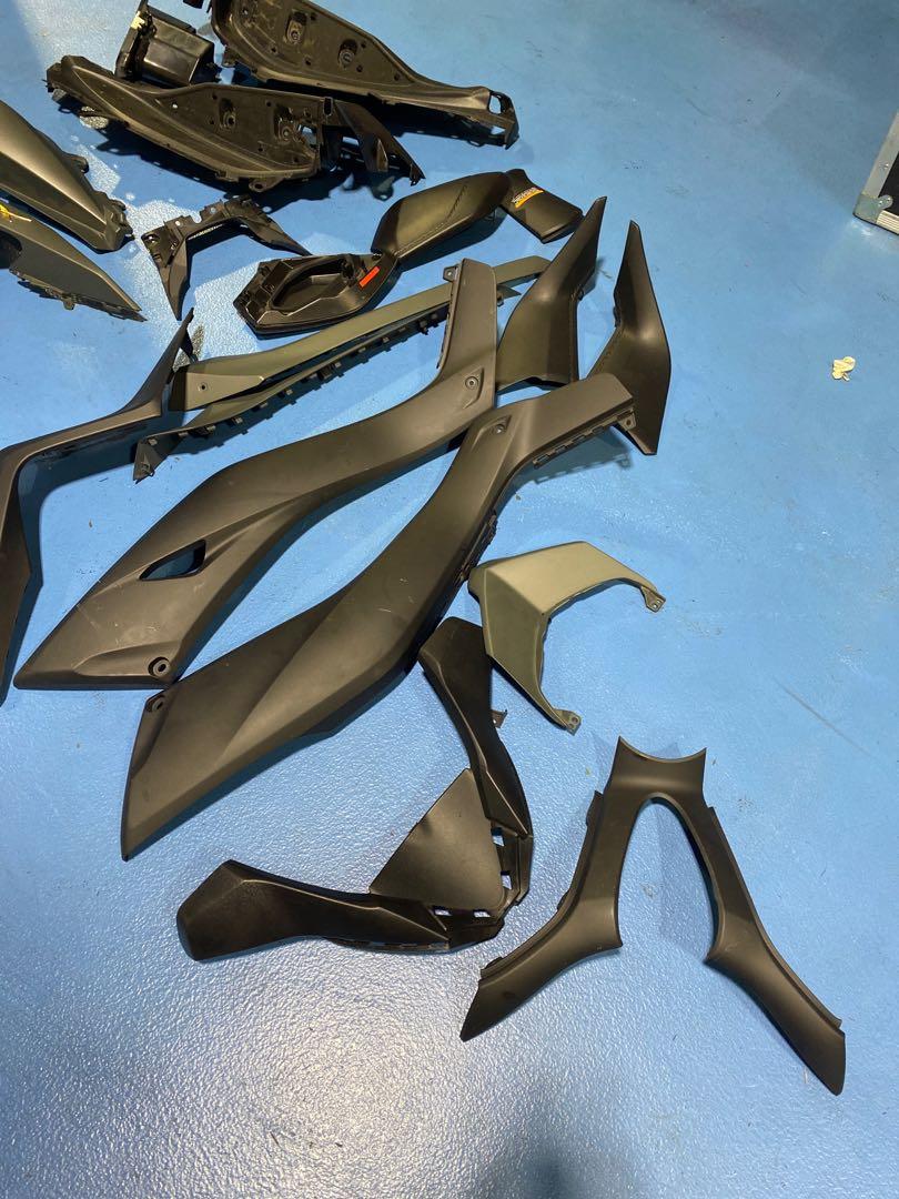 Yamaha Xmax 300 Coverset, Motorcycles, Motorcycle Accessories on Carousell