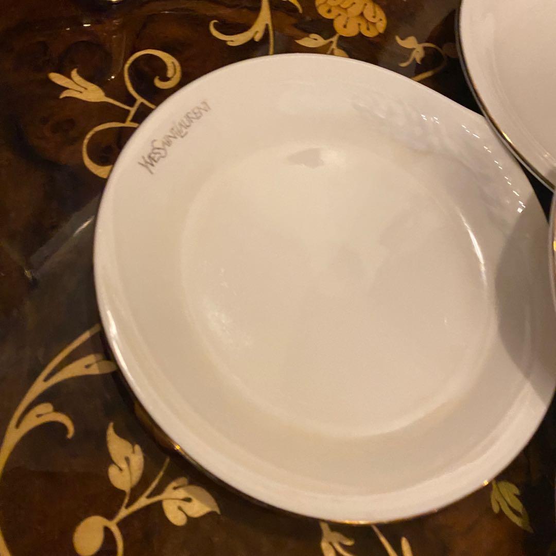 YSL Yves Saint Laurent Cake plate set, Furniture & Home Living ...