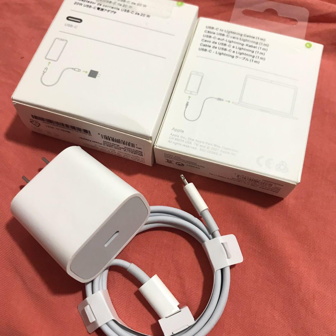 Apple iPhone Charger 20 watts adapter and Usb c to Lightning cable ...