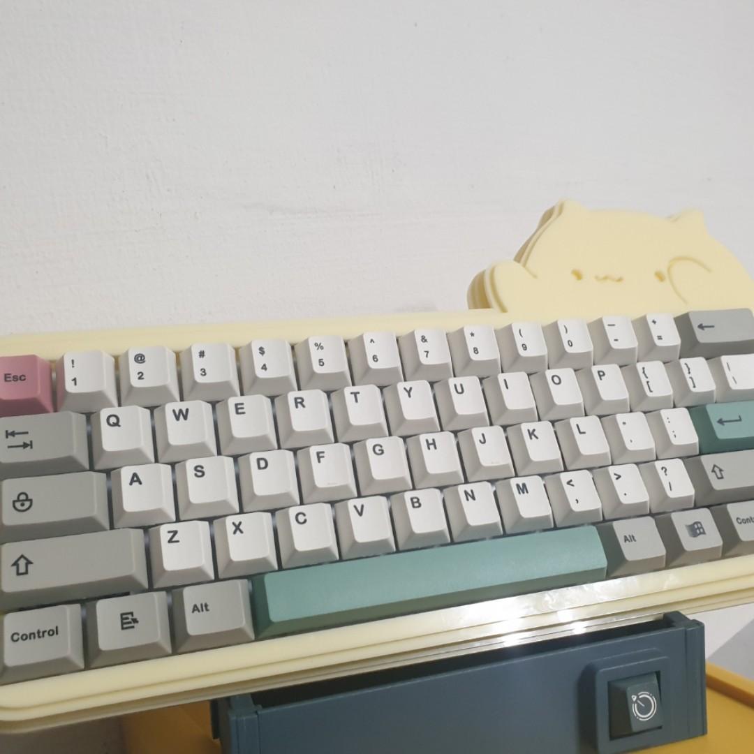 Cream Bongo60 Full Custom Mechanical Keyboard with lubed and modded ...