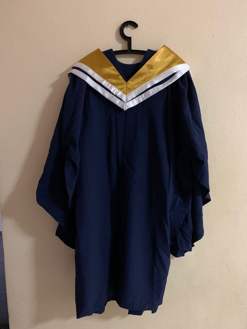 NTU Engineering Graduation Gown, Everything Else on Carousell