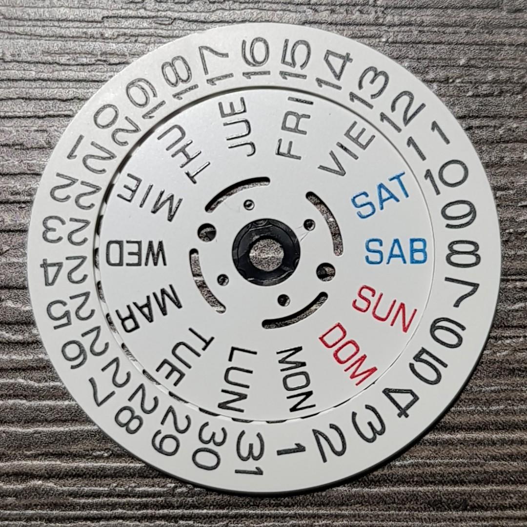 4 (aka 3.8) O'clock White Latin calendar wheels for Seiko SKX007 ...