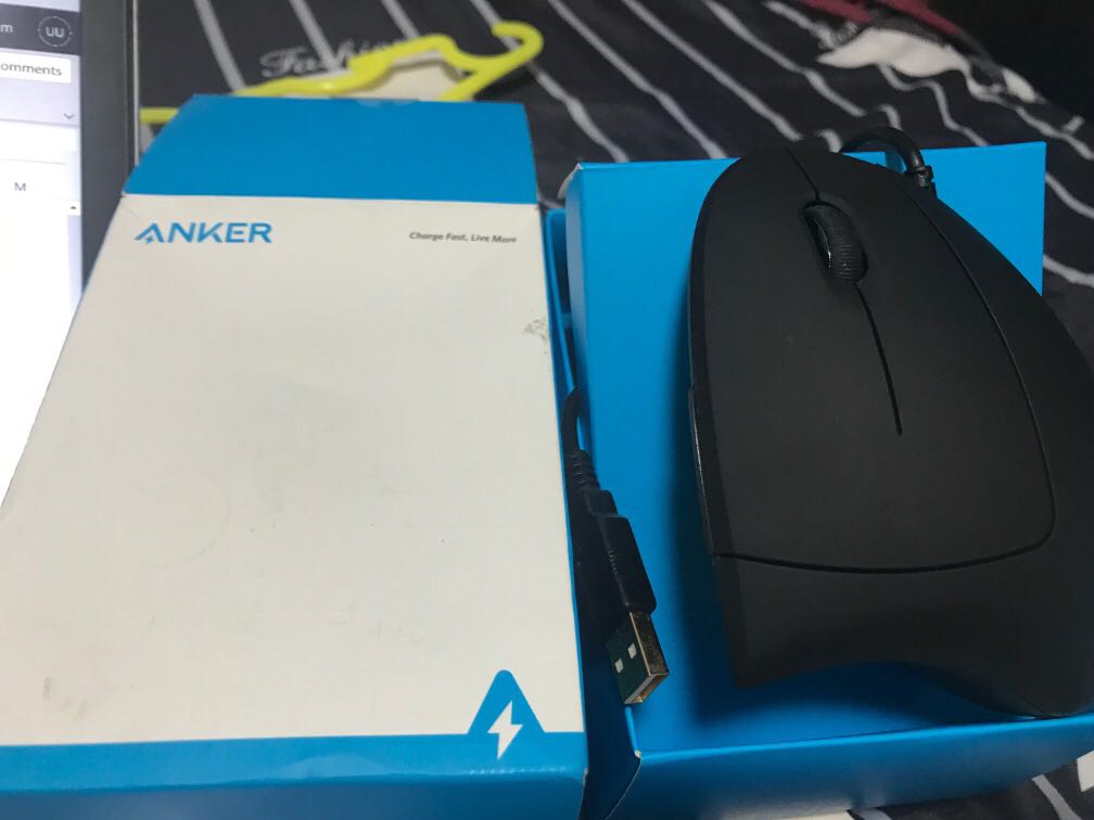 Anker Ergonomic Optical USB Wired Vertical Mouse 1000/1600 DPI, 5 ...