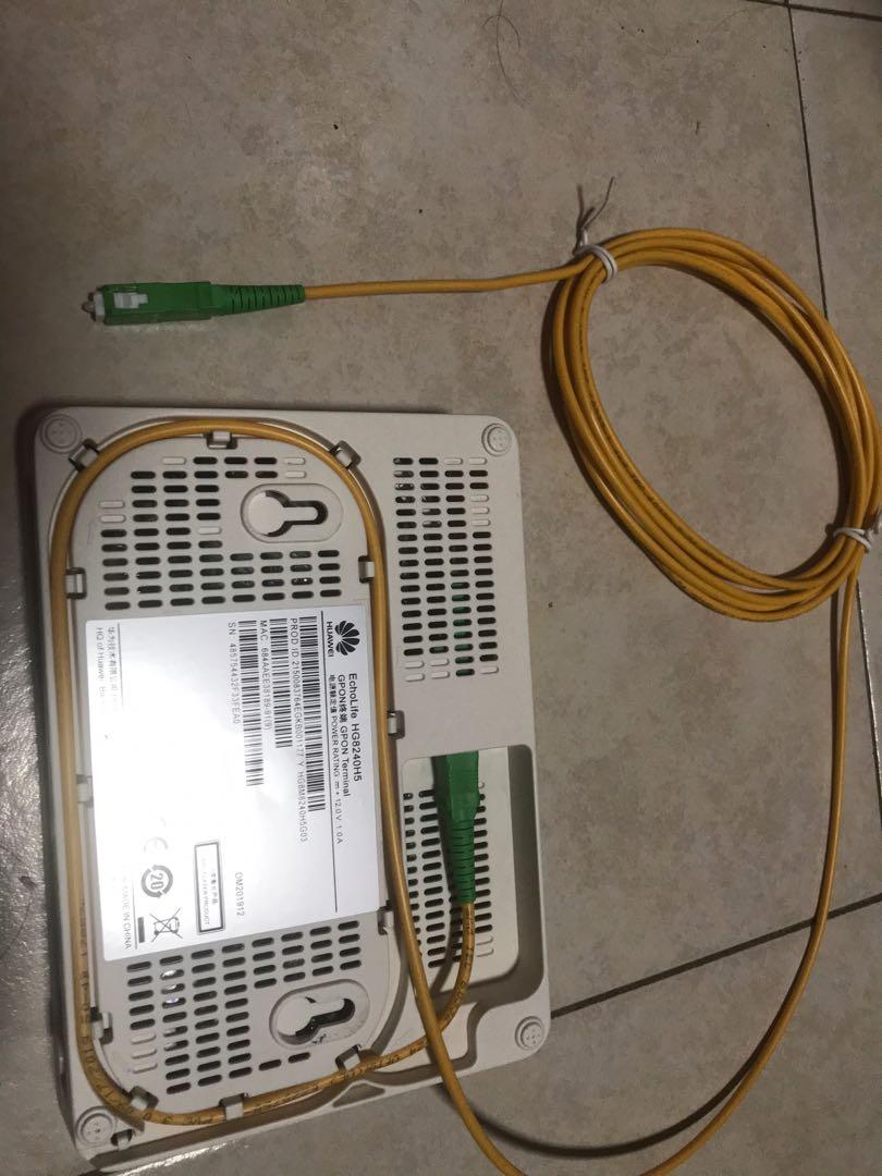 Asus Wireless - AC 2600 Dual band gigabit router ( come with a Huawei ...