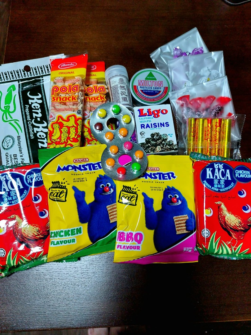delivery included| Snacks bouquet | nostalgic| 80s | 90s| childhood ...