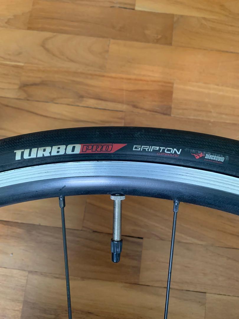 DT Swiss R460 with Specialized Turbo Pro Gripton (700 x 24c), Sports ...
