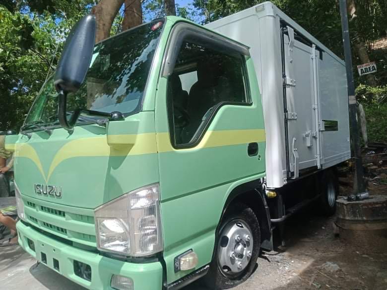 Isuzu refrigerated Van 4JJ1 10ft Japan, Special Vehicles, Heavy ...