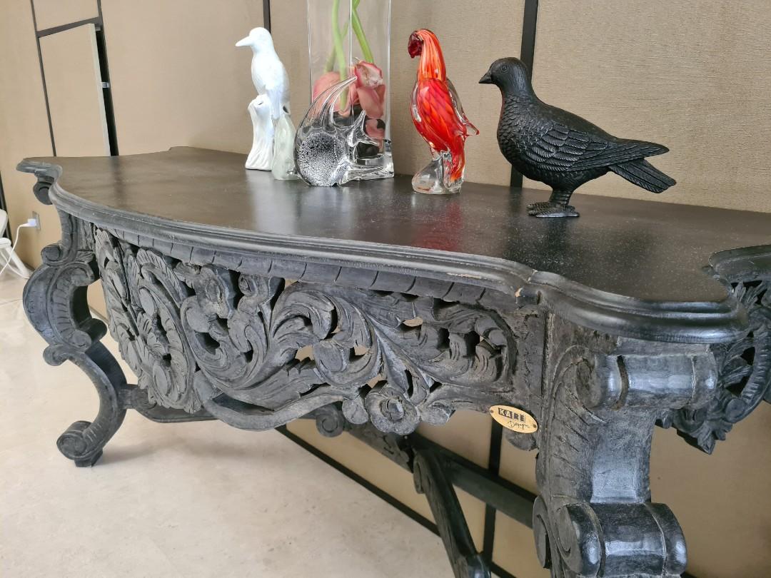 Kare Display Table, Furniture & Home Living, Furniture, Tables & Sets ...