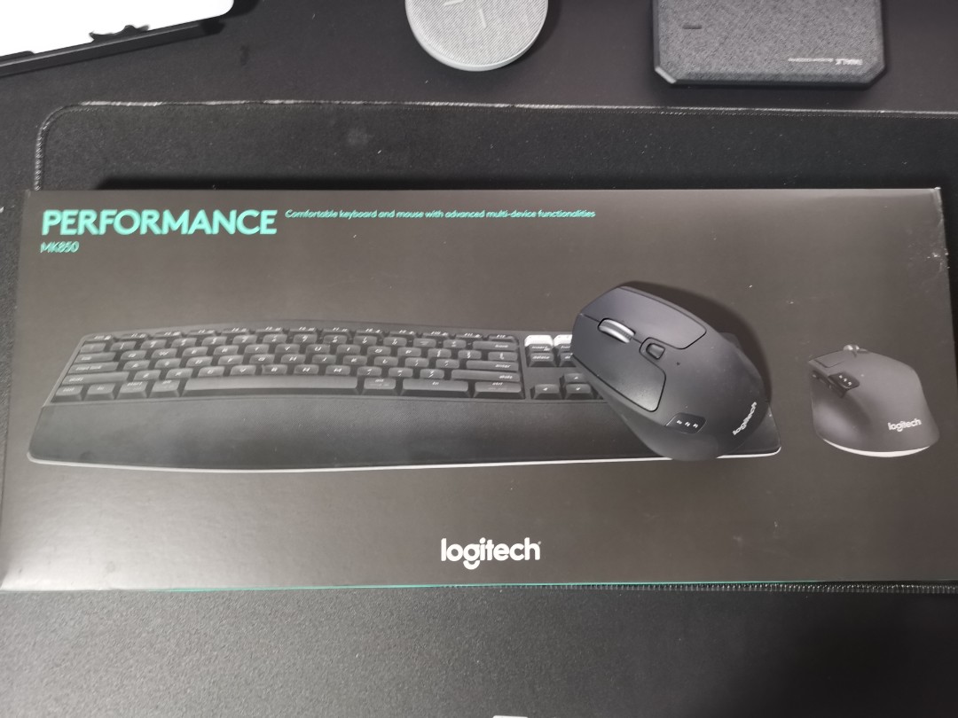 Logitech MK850 mouse (M720 mouse), Computers & Tech, Parts ...