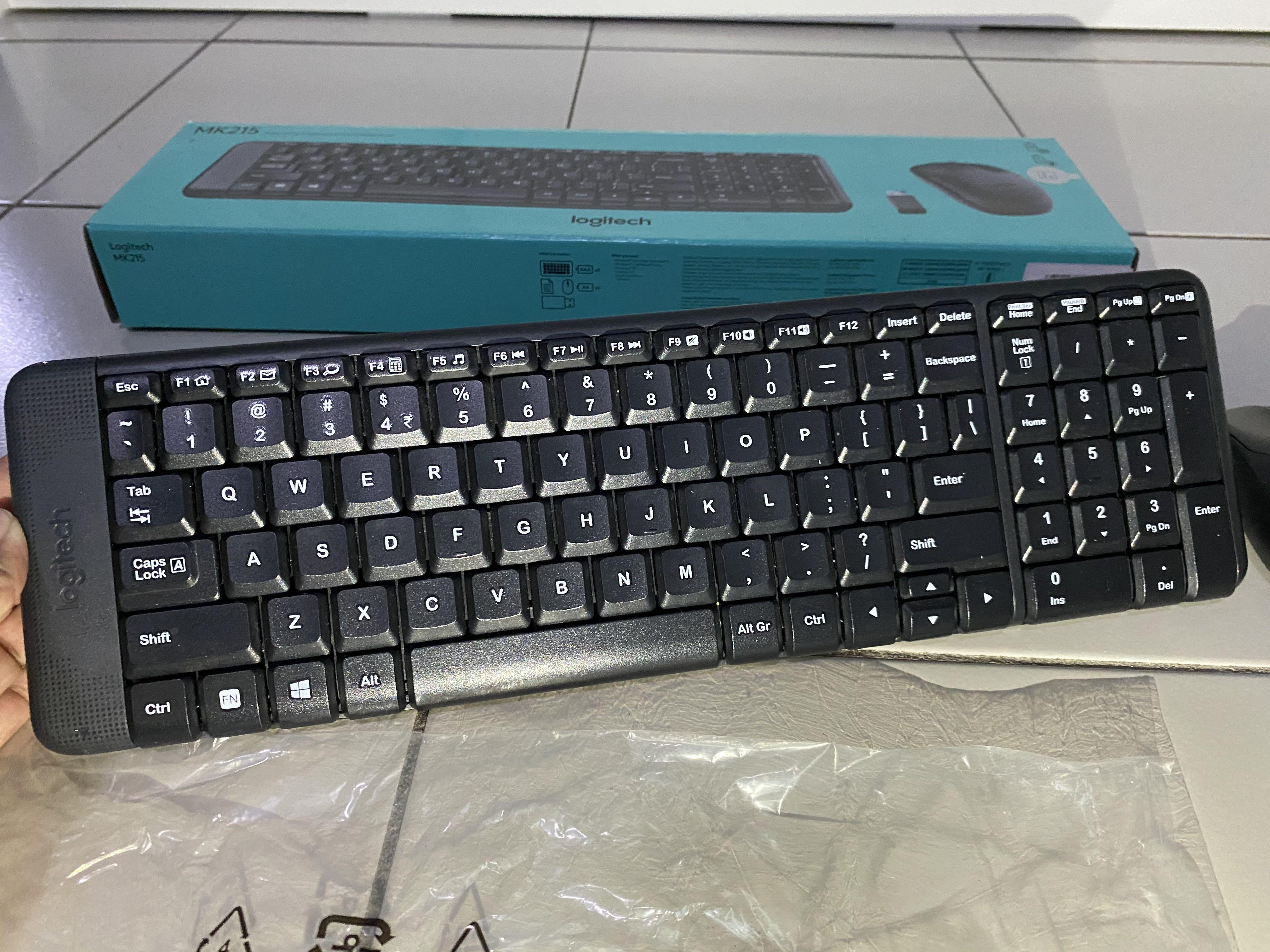 Logitech Wireless Keyboard Mk215 Computers And Tech Parts And Accessories Computer Keyboard On