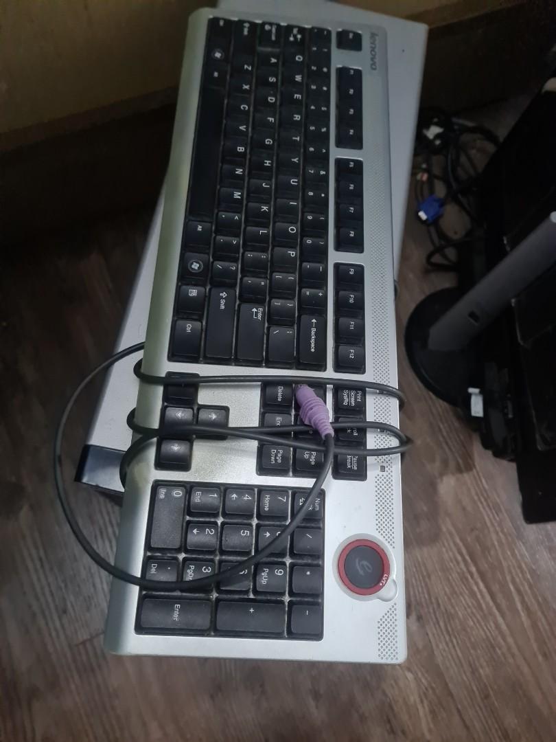 Old computer set, untested (Desktop, Monitor, Keyboard and Printer ...