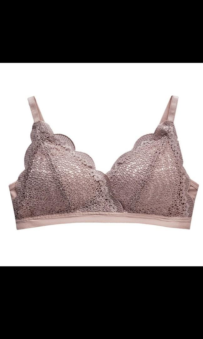 Pretty bra, Women's Fashion, New Undergarments & Loungewear on Carousell