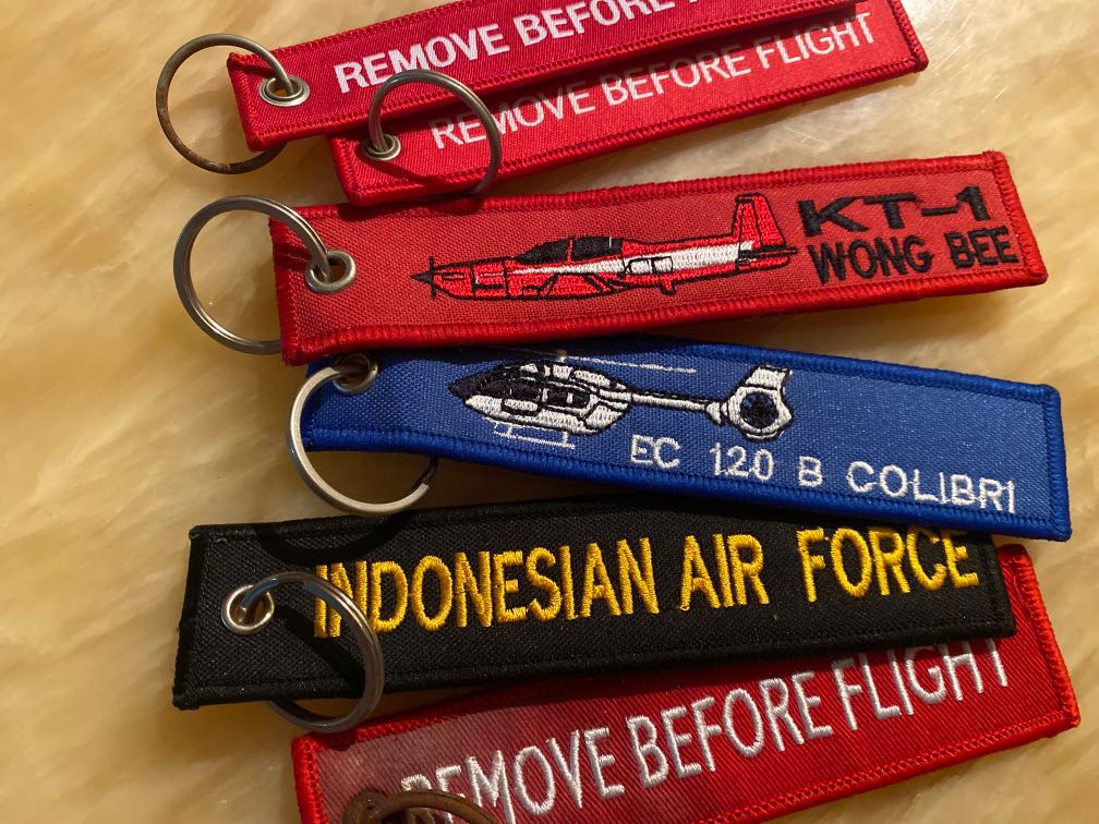 REMOVE BEFORE FLIGHT STREAMERS, Hobbies & Toys, Memorabilia ...