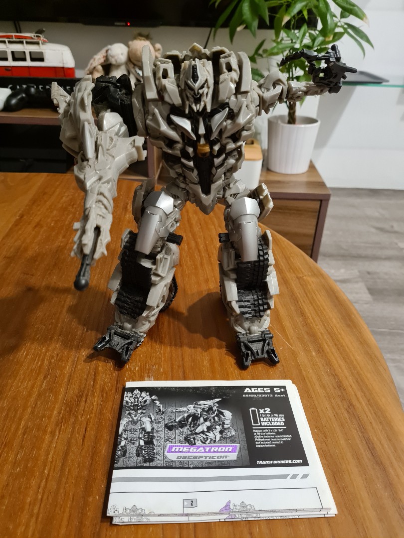 Transformers ROTF Megatron Leader Class (no box), Hobbies & Toys, Toys ...