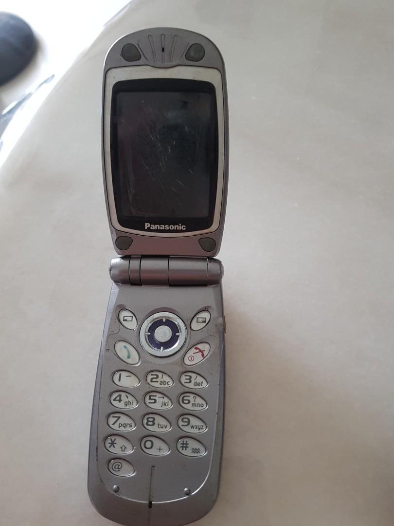 Vintage panasonic gd88 flipphone, Hobbies & Toys, Memorabilia ...