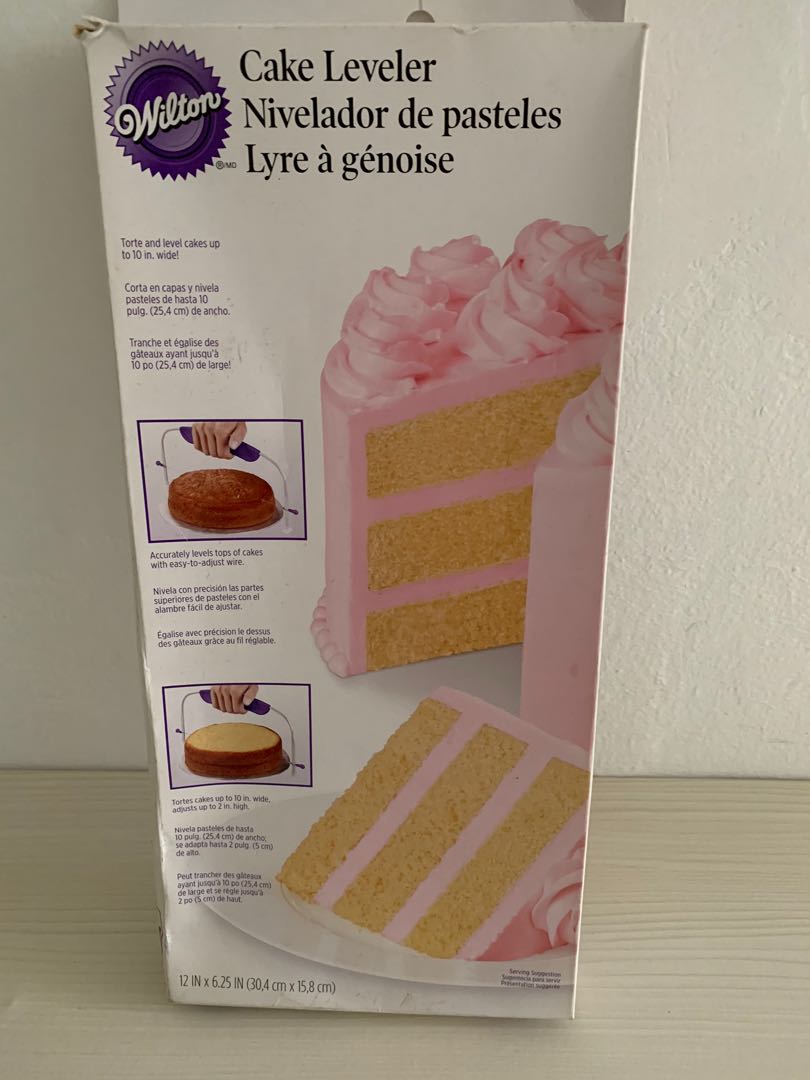 Wilton cake leveller and plastic cookie cutter, TV & Home Appliances ...