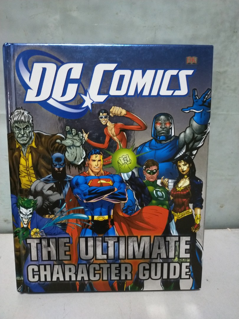 DC Comics ~ The Ultimate Character Guide ~ 207pages, Hobbies & Toys ...