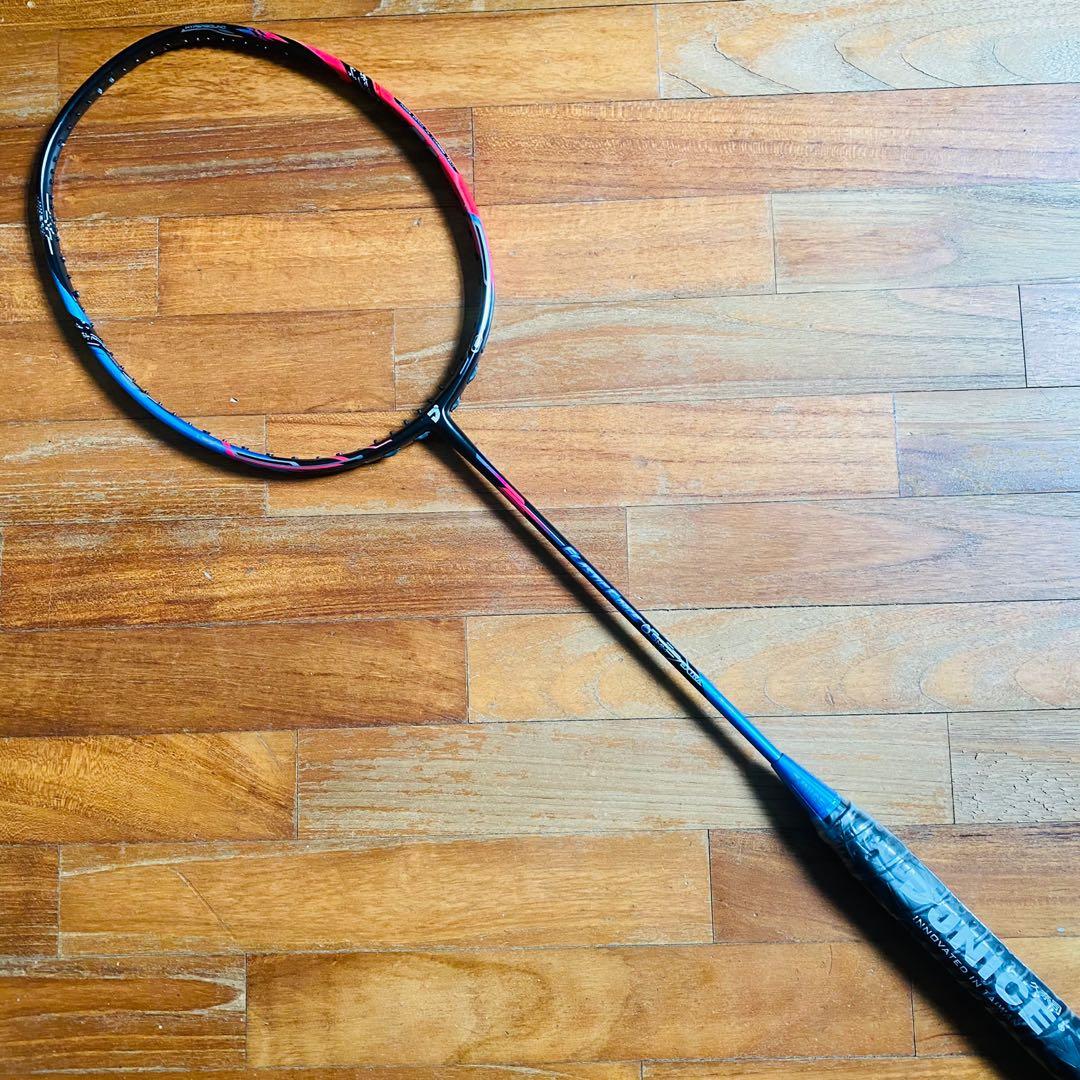Pristine Condition Jnice Elastic Force Badminton Racket, Sports ...
