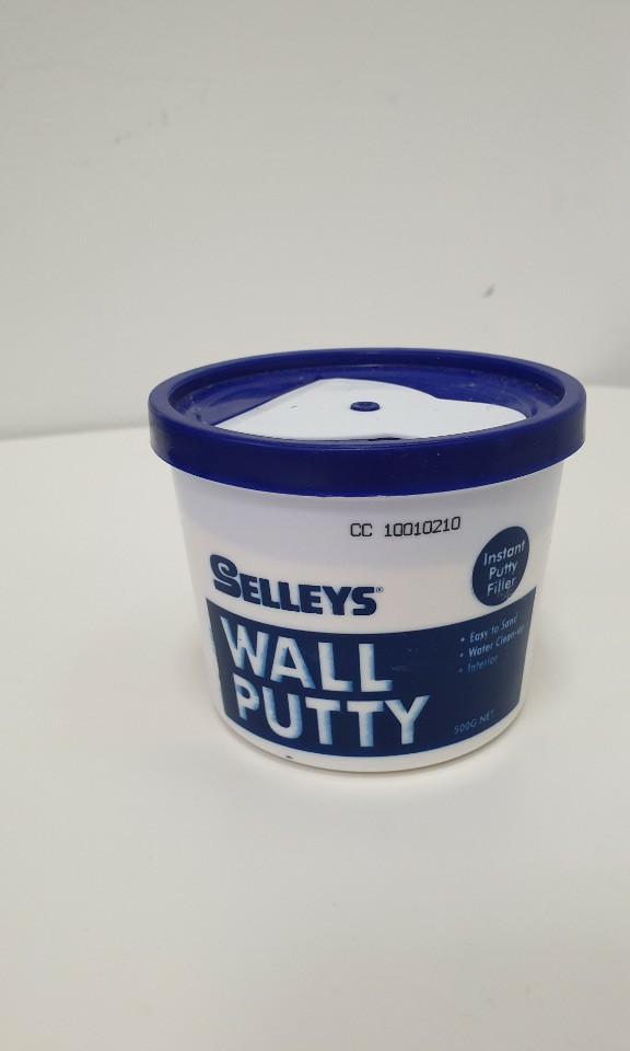 SELLEYS Wall Putty - 500g, Everything Else on Carousell