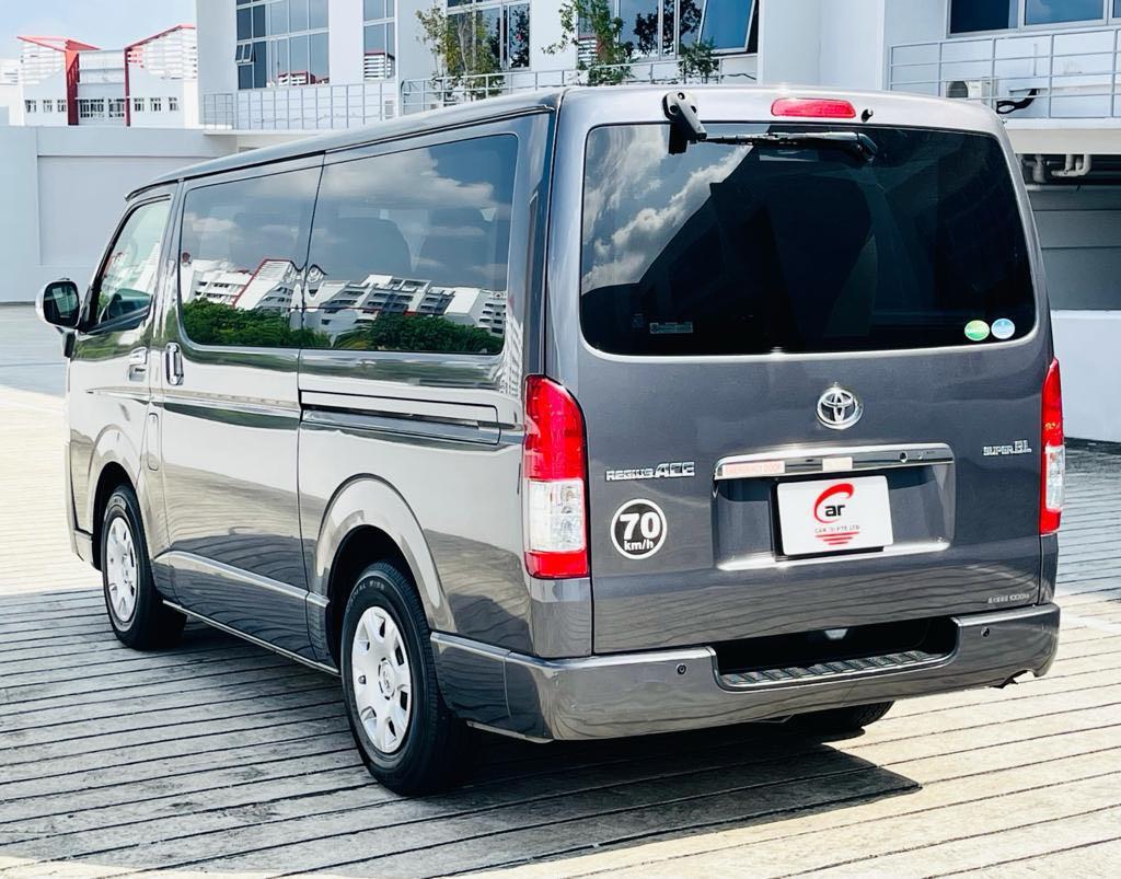 Toyota Hiace 3.0 Super GL Dark Prime Auto, Cars, Commercial Vehicles ...