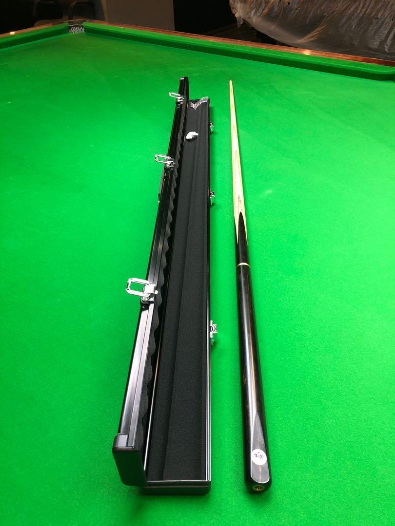 U.K. BLACK KNIGHT SNOOKER CUE !!, Sports Equipment, Sports & Games ...