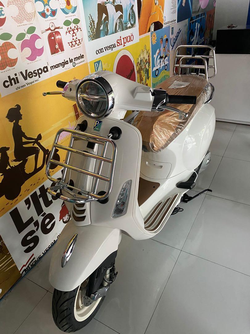 Vespa Primavera Picnic Editon, Motorbikes, Motorbikes for Sale on Carousell