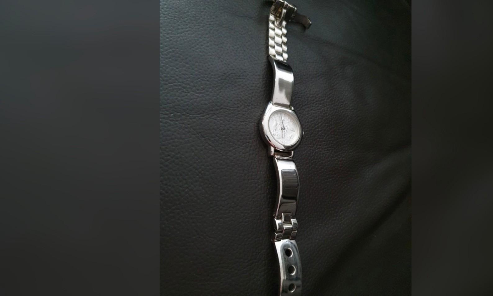 Australian Coin Watch Quartz, Women's Fashion, Watches & Accessories ...