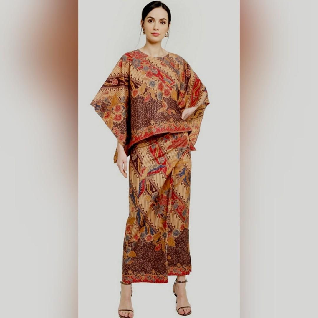 Batik set / batwing (bridesmaids / hari raya 2022), Women's Fashion ...