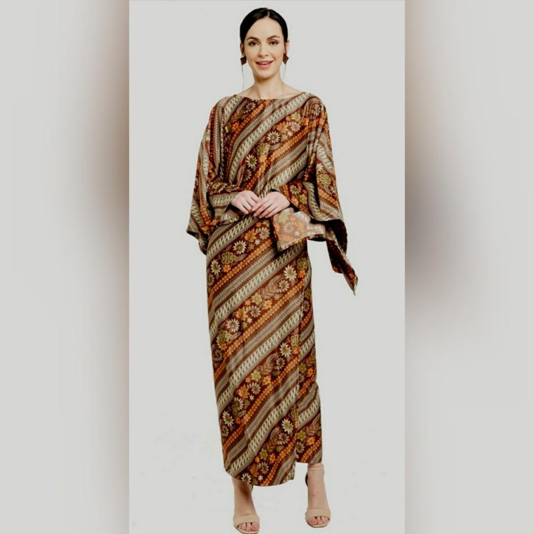 Batik set / batwing (bridesmaids / hari raya 2022), Women's Fashion ...