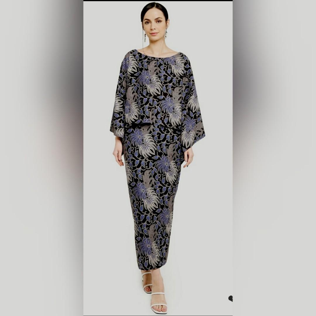 Batik set / batwing (bridesmaids / hari raya 2022), Women's Fashion ...