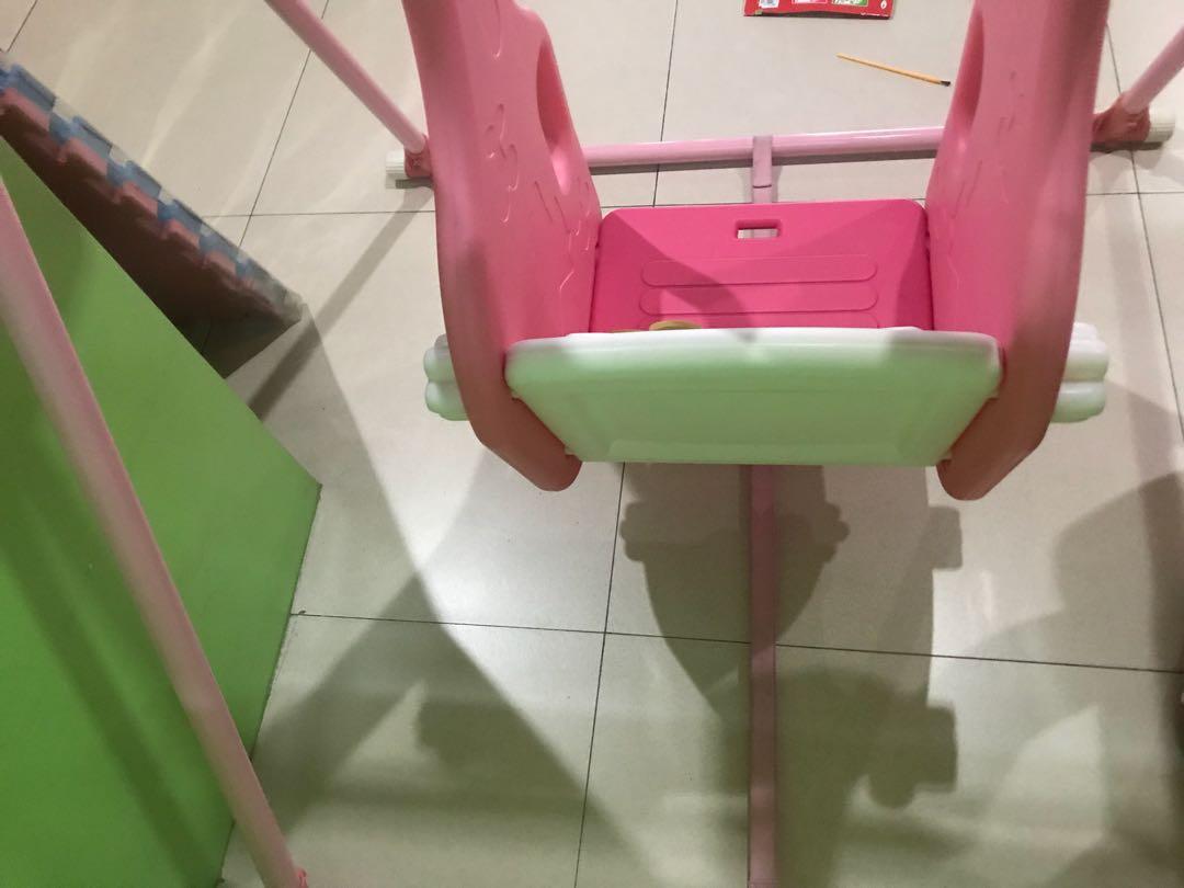 Hello kitty swing original sanrio , Babies & Kids, Infant Playtime on ...