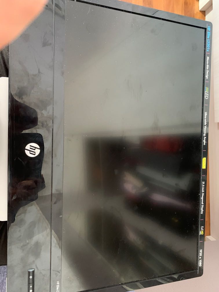HP Desktop monitor, Computers & Tech, Desktops on Carousell