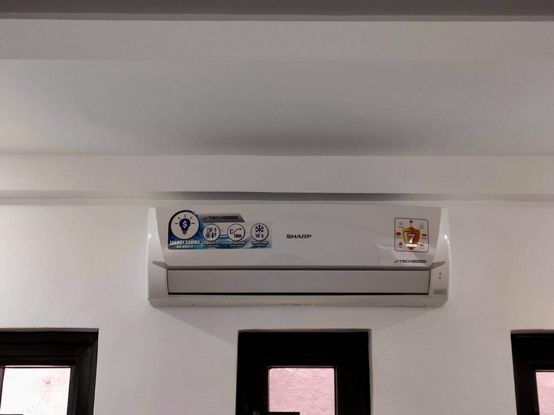 J tech sharp inverter split type aircon with Free installation, TV ...