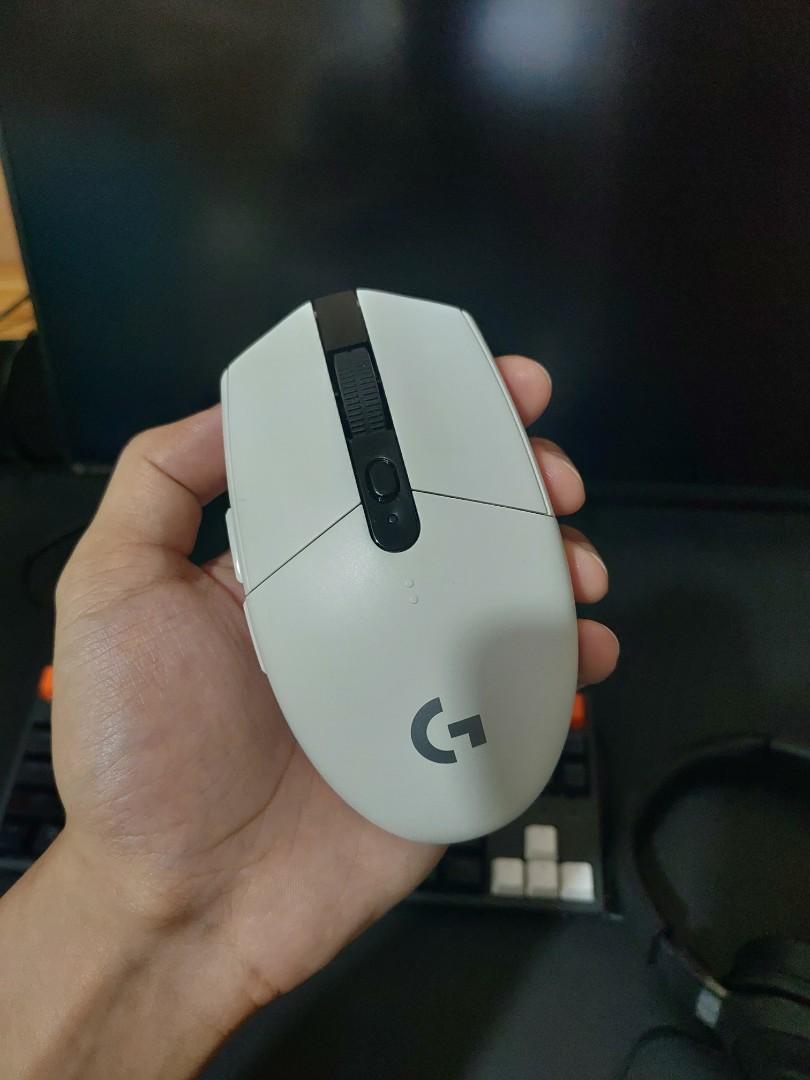 Logitech G304 Wireless 12000 dpi USB Receiver Wireless Gaming Mouse ...
