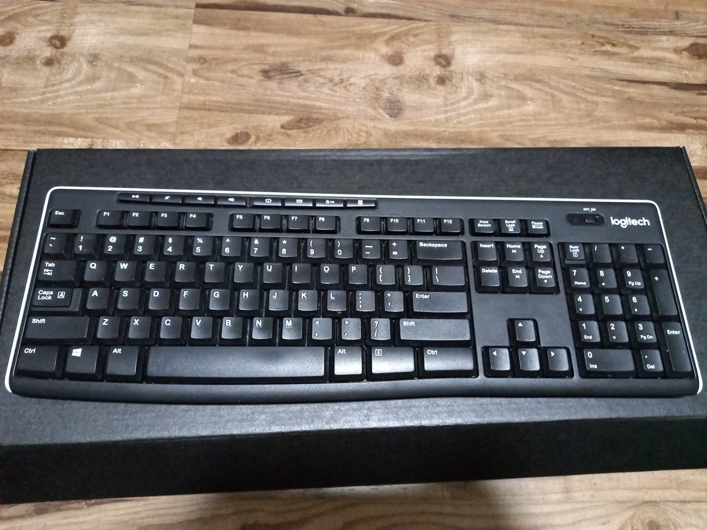 Logitech K270 keyboard and M221 mouse, Computers & Tech, Parts & Accessories, Computer Keyboard ...